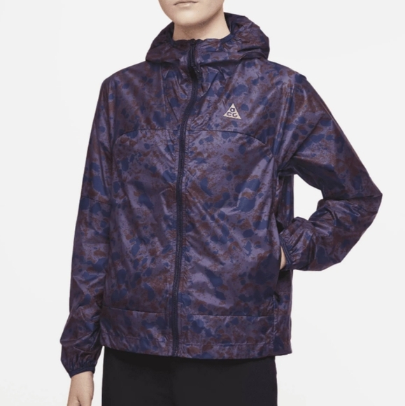 Nike ACG | Jackets & Coats | Nike Acg Cinder Cone Obsidian Moon Fossil Print Windproof Jacket ...